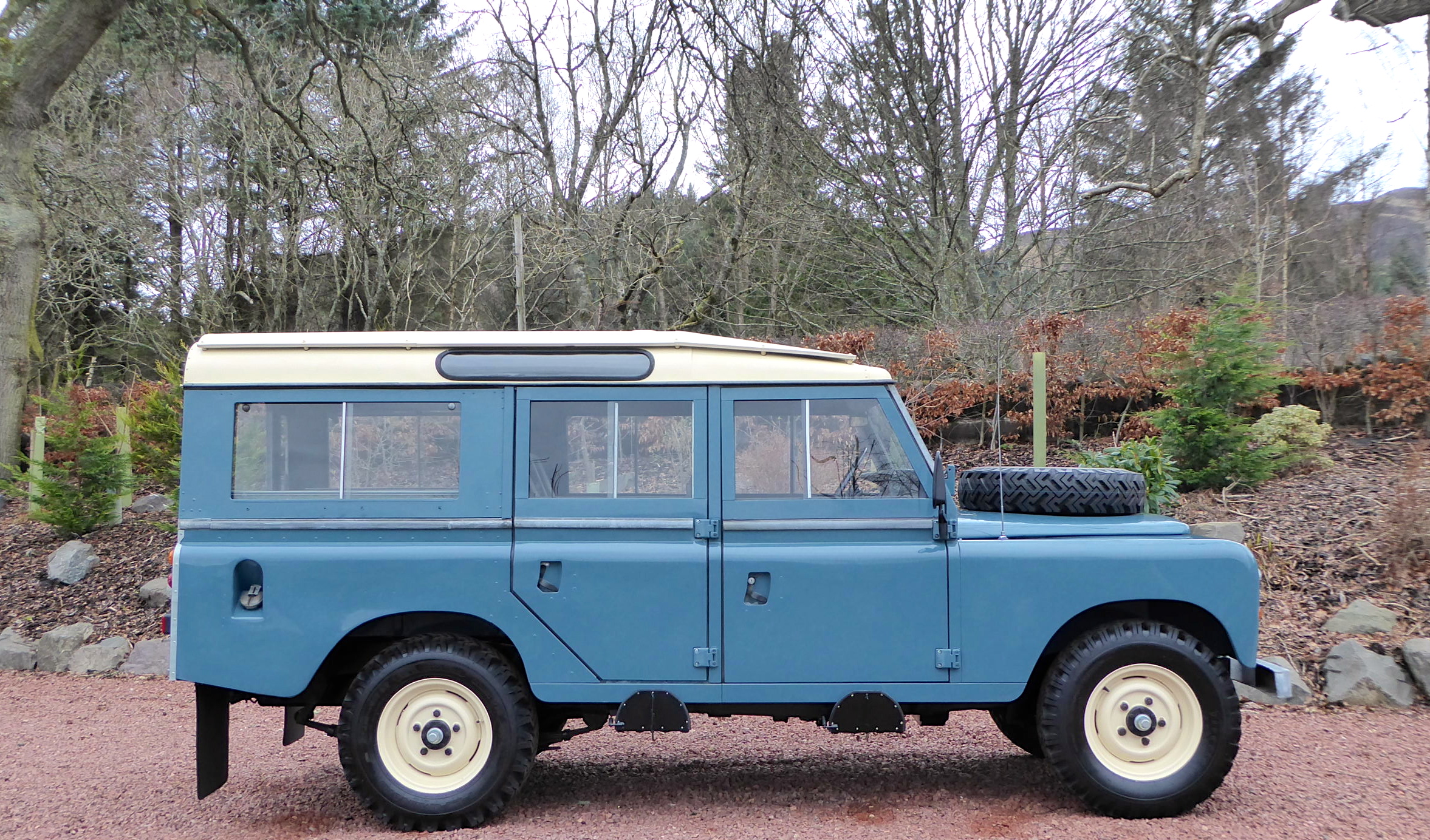 New stock Land Rover S3 | Border Reivers